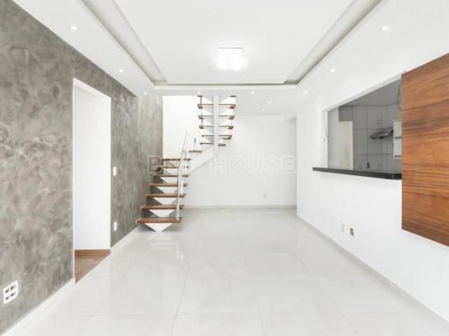 Apartamento para Venda em Cotia, Granja Viana, 3 dormitórios, 1 suíte, 2 banheiros, 3 vagas