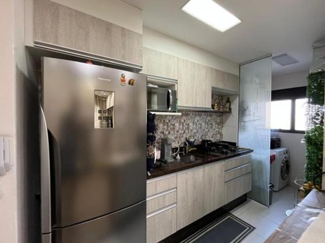 Apartamento para Venda em Cotia, Granja Viana, 3 dormitórios, 1 suíte, 2 banheiros, 2 vagas