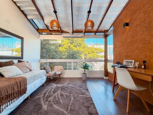 Apartamento para Venda em Cotia, Granja Viana, 3 dormitórios, 3 suítes, 4 banheiros, 2 vagas