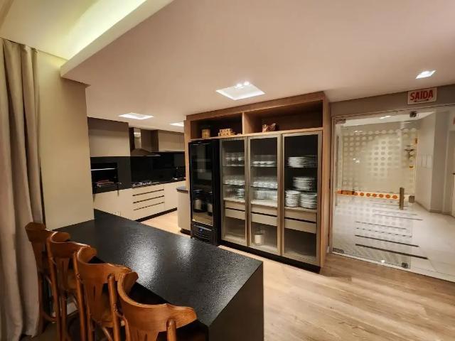 Apartamento para Venda em Criciúma/SC Centro 4 Quartos