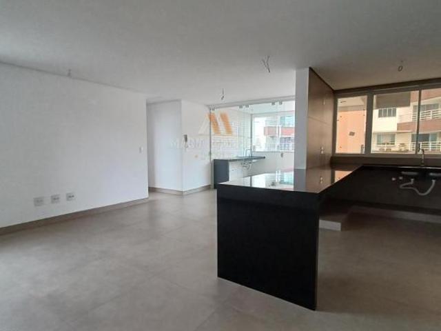 Apartamento para Venda em Divinópolis, CENTRO, 4 dormitórios, 1 suíte, 3 banheiros, 2 vagas