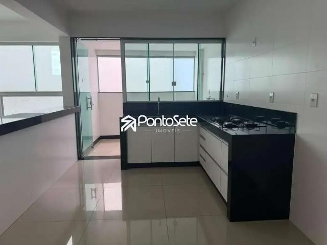 Apartamento para Venda em Divinópolis/MG Centro 3 Quartos