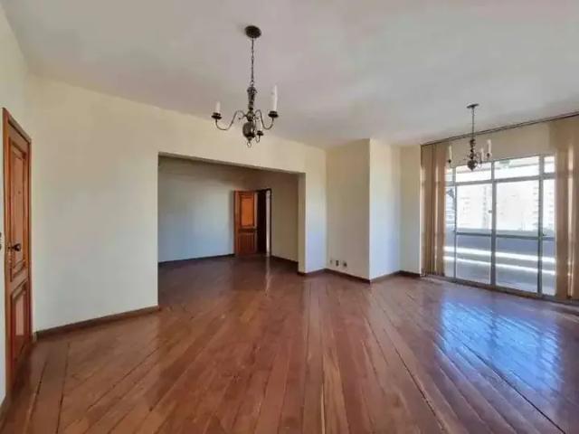 Apartamento para Venda em Divinópolis/MG Centro 3 Quartos