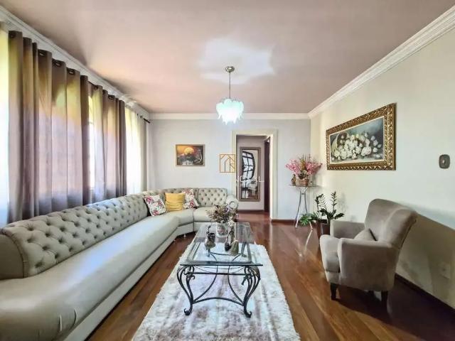 Apartamento para Venda em Divinópolis/MG Centro 4 Quartos