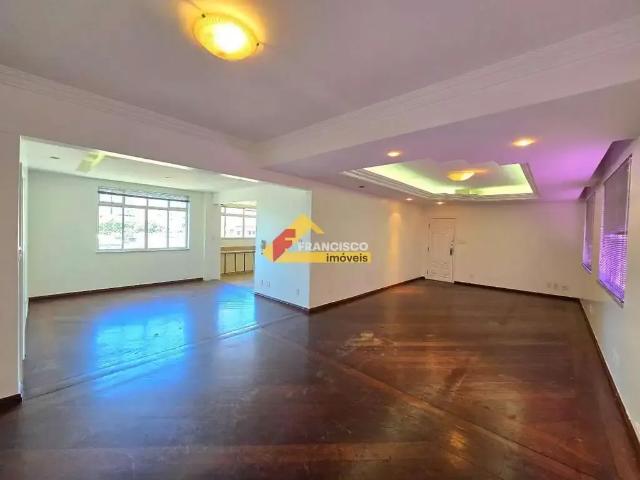 Apartamento para Venda em Divinópolis/MG Centro 4 Quartos