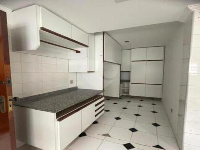 Apartamento para venda em Dos Casa de 238.00m² com 4 Quartos, 3 Suites e 4 Garagens