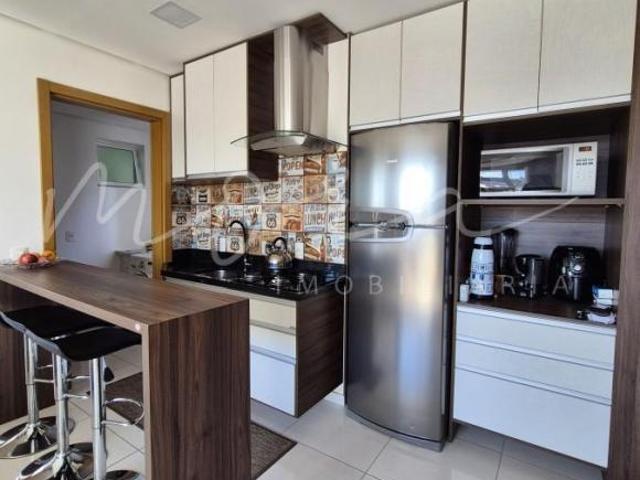 Apartamento para Venda em Erechim, Centro, 2 dormitórios, 1 suíte, 2 banheiros