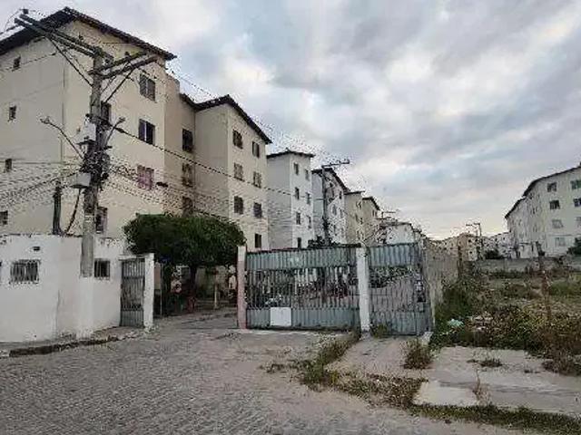 Apartamento para Venda em Feira de Santana/BA Tomba 2 Quartos