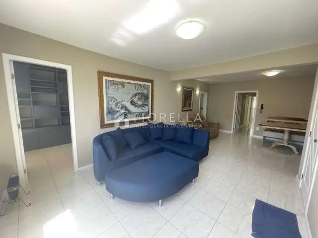 Apartamento para Venda em Florianópolis/SC Abraão 5 Quartos