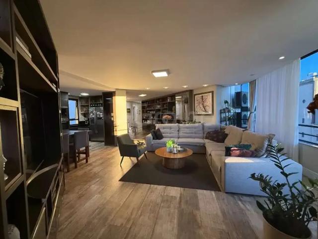 Apartamento para Venda em Florianópolis/SC Agronômica 4 Quartos