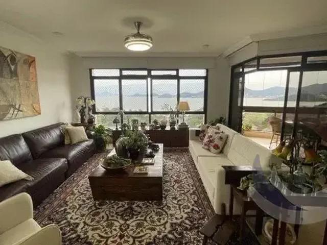 Apartamento para Venda em Florianópolis/SC Agronômica 4 Quartos