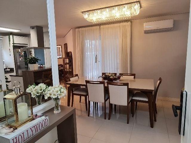 Apartamento para Venda em Florianópolis/SC Canto 3 Quartos