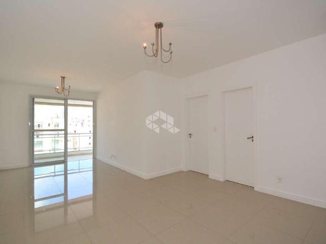 Apartamento para Venda em Florianópolis/SC Canto 3 Quartos