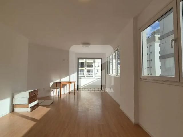 Apartamento para Venda em Florianópolis/SC Centro 3 Quartos