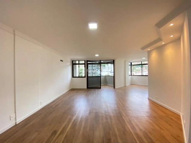 Apartamento para Venda em Florianópolis/SC Centro 3 Quartos