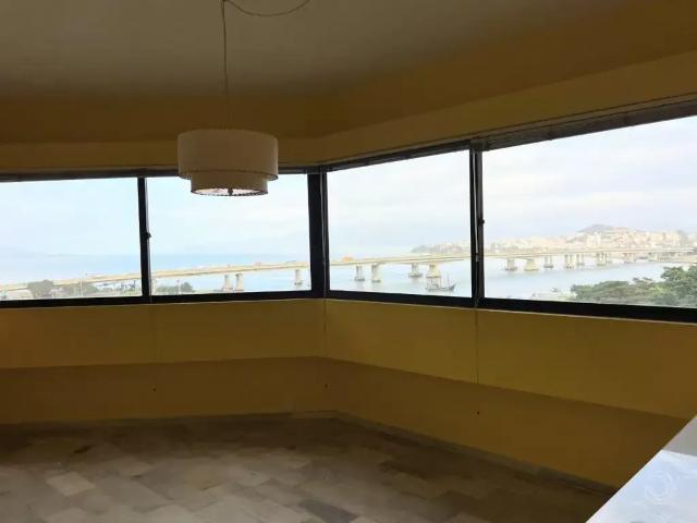 Apartamento para Venda em Florianópolis/SC Centro 4 Quartos