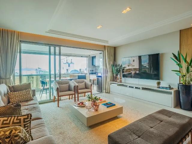 Apartamento para Venda em Florianópolis/SC Centro 4 Quartos