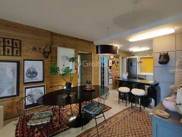 Apartamento para Venda em Florianópolis/SC Centro 4 Quartos