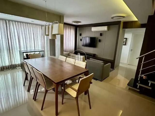 Apartamento para Venda em Florianópolis/SC Coqueiros 3 Quartos