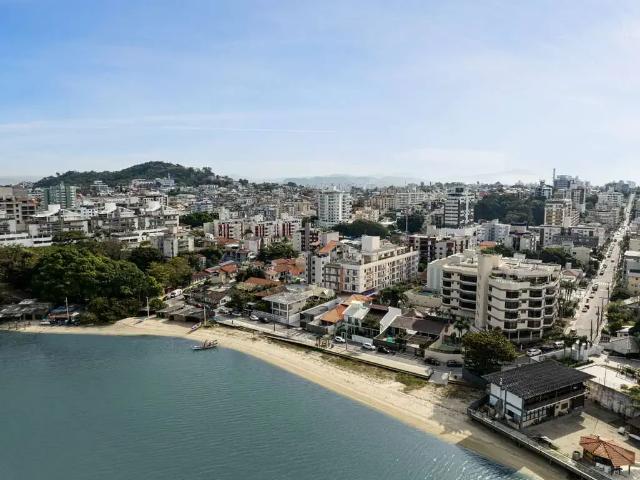 Apartamento para Venda em Florianópolis/SC Coqueiros 3 Quartos