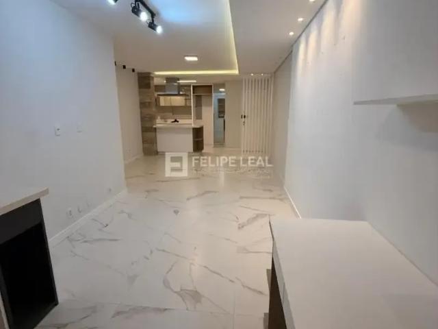 Apartamento para Venda em Florianópolis/SC Coqueiros 2 Quartos