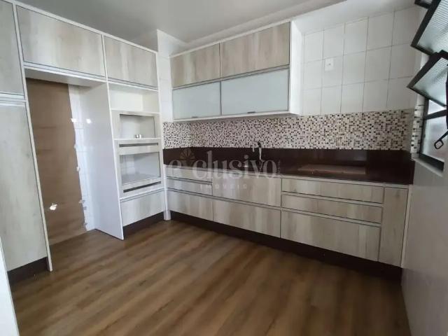 Apartamento para Venda em Florianópolis/SC Coqueiros 2 Quartos