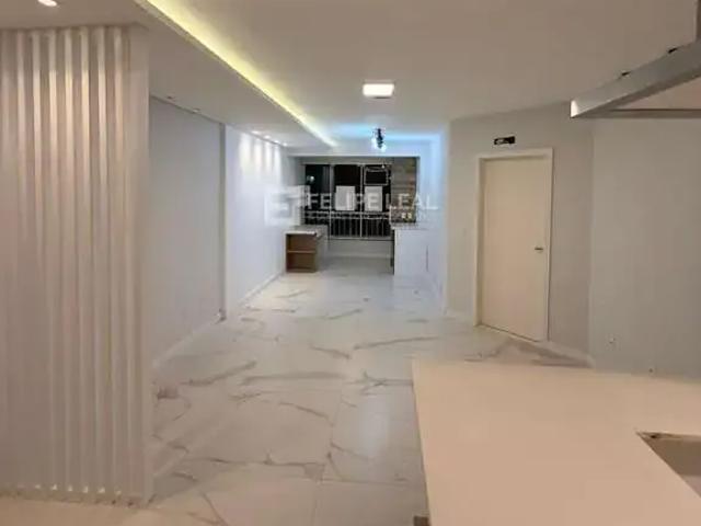 Apartamento para Venda em Florianópolis/SC Coqueiros 2 Quartos