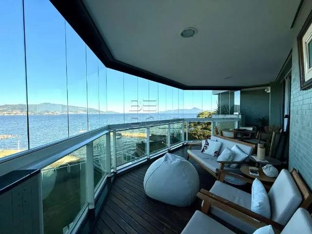 Apartamento para Venda em Florianópolis/SC Coqueiros 4 Quartos