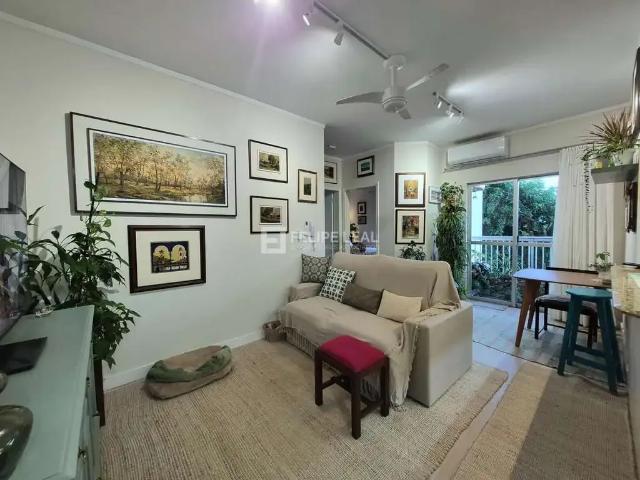 Apartamento para Venda em Florianópolis/SC Estreito 2 Quartos