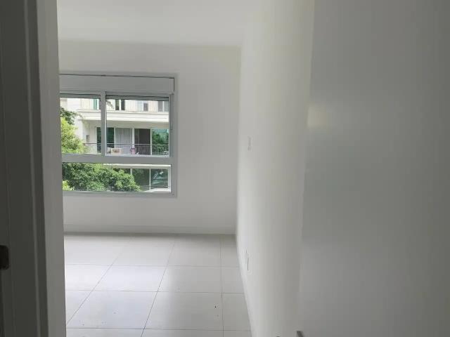 Apartamento para Venda em Florianópolis/SC Jurerê 3 Quartos