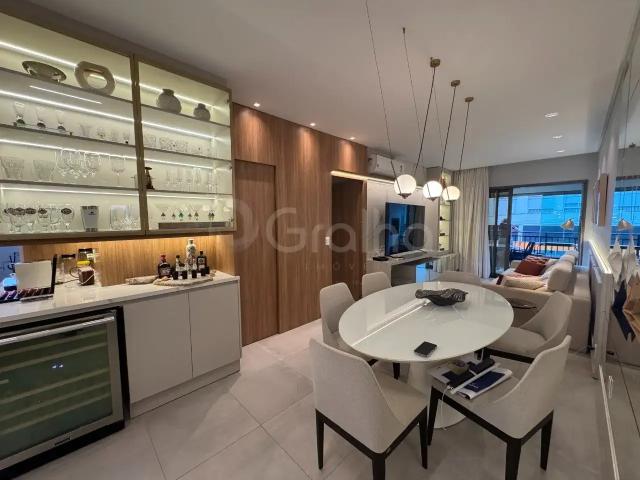 Apartamento para Venda em Florianópolis/SC Jurerê 3 Quartos