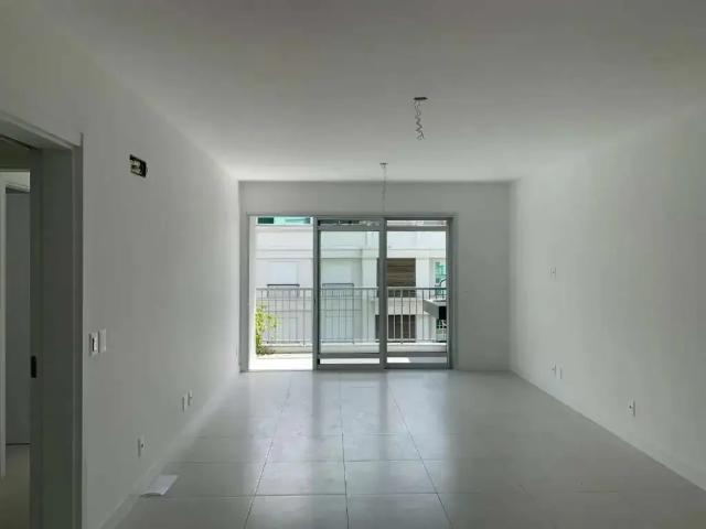 Apartamento para Venda em Florianópolis/SC Jurerê 3 Quartos