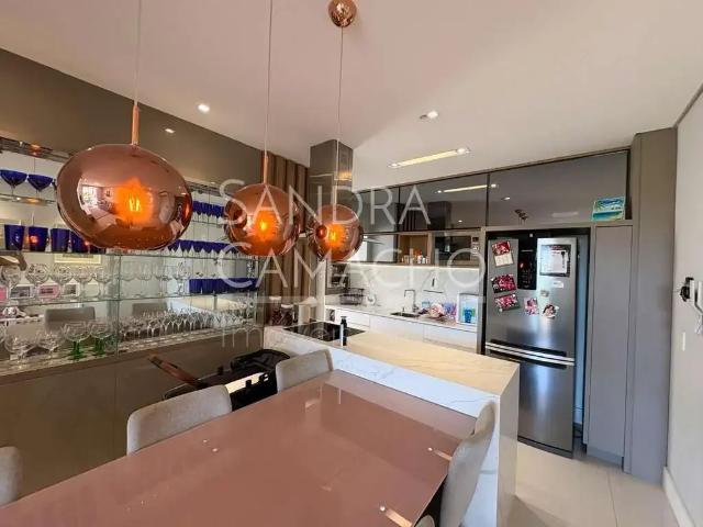 Apartamento para Venda em Florianópolis/SC Jurerê 3 Quartos