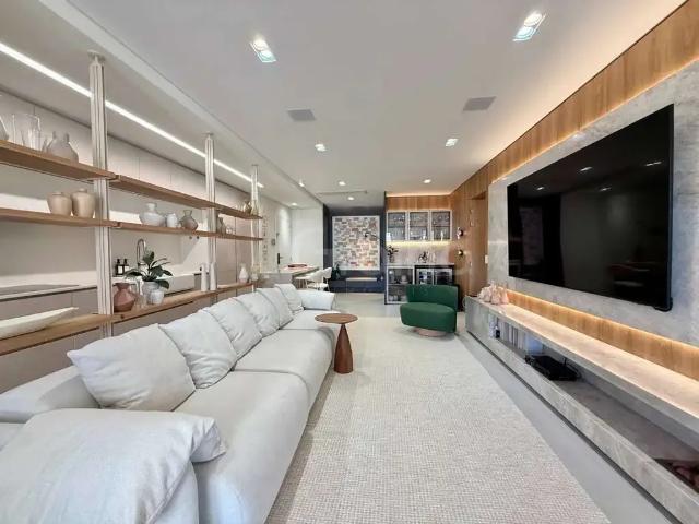 Apartamento para Venda em Florianópolis/SC Jurerê 3 Quartos