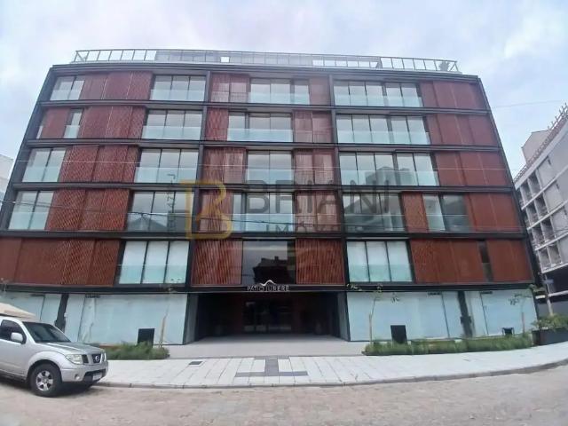 Apartamento para Venda em Florianópolis/SC Jurerê 3 Quartos