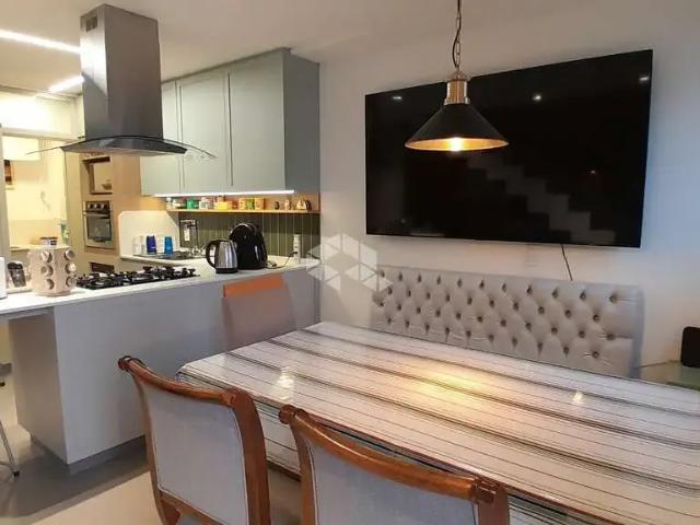 Apartamento para Venda em Florianópolis/SC Jurerê 2 Quartos