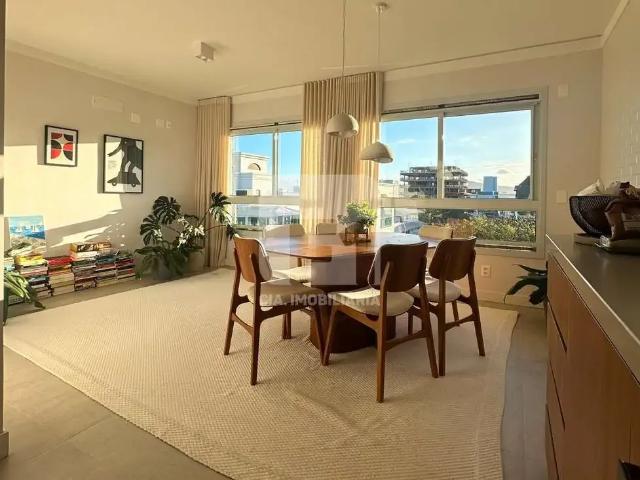 Apartamento para Venda em Florianópolis/SC Jurerê 2 Quartos