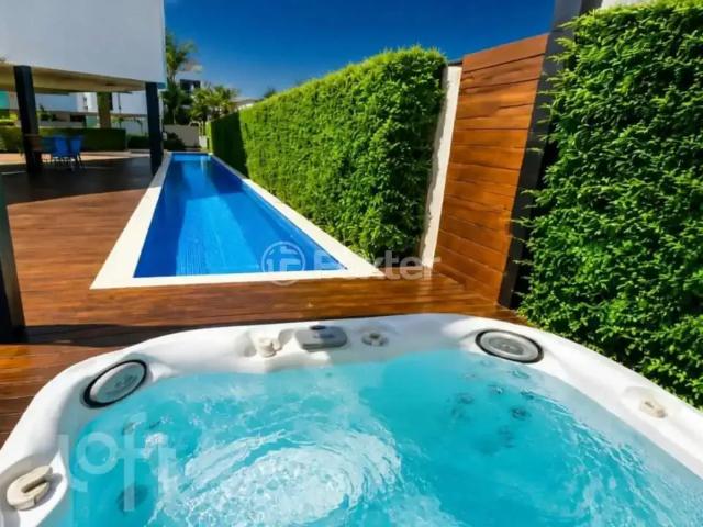 Apartamento para Venda em Florianópolis/SC Jurerê 2 Quartos