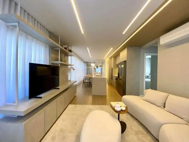 Apartamento para Venda em Florianópolis/SC Jurerê 2 Quartos