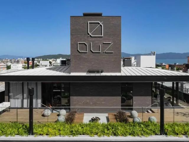 Apartamento para Venda em Florianópolis/SC Jurerê 4 Quartos