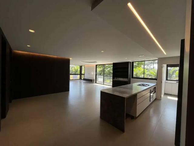 Apartamento para Venda em Florianópolis/SC Jurerê Internacional 3 Quartos