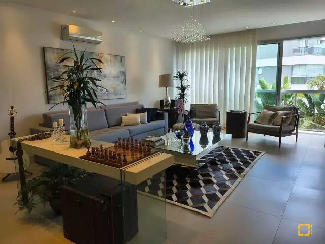 Apartamento para Venda em Florianópolis/SC Jurerê Internacional 3 Quartos
