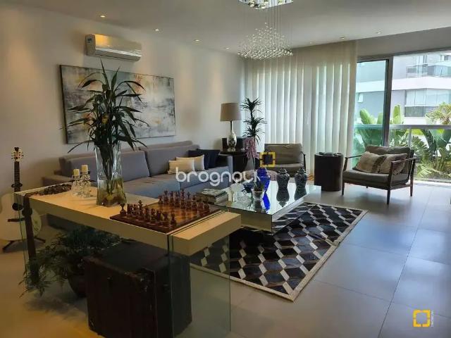 Apartamento para Venda em Florianópolis/SC Jurerê Internacional 3 Quartos