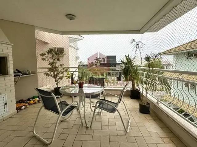 Apartamento para Venda em Florianópolis/SC Jurerê Internacional 3 Quartos