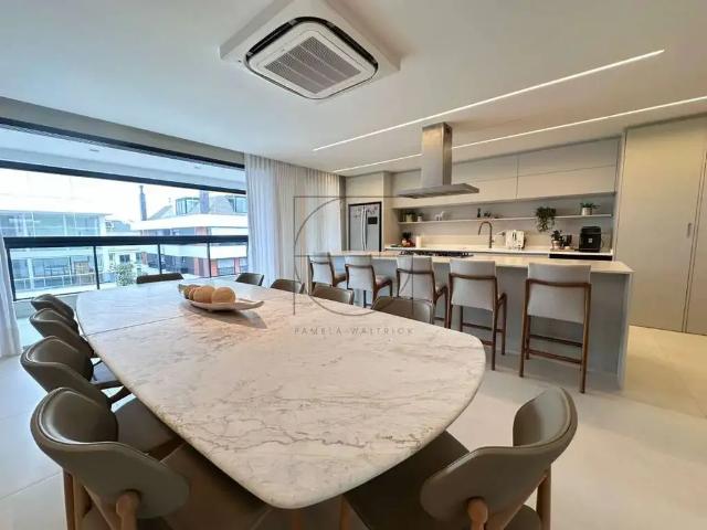Apartamento para Venda em Florianópolis/SC Jurerê Internacional 3 Quartos