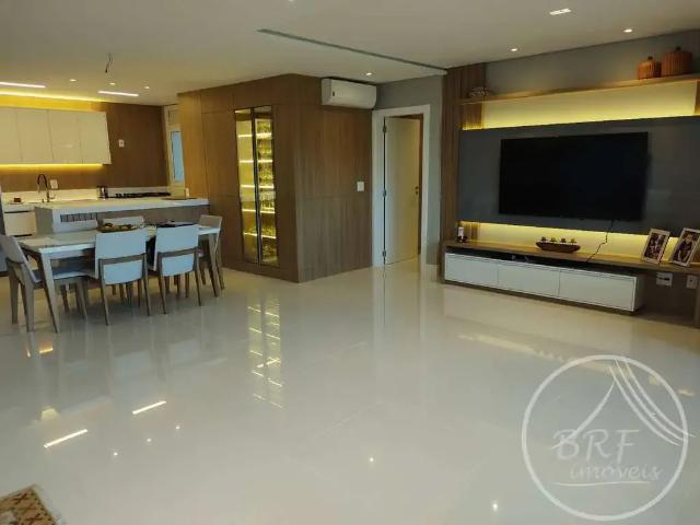 Apartamento para Venda em Florianópolis/SC Jurerê Internacional 3 Quartos