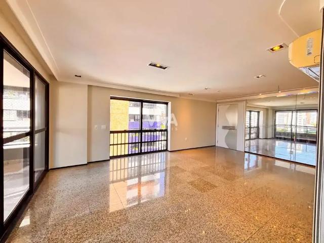 Apartamento para Venda em Fortaleza/CE Meireles 3 Quartos