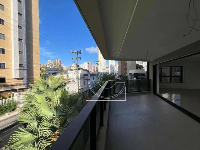 Apartamento para Venda em Fortaleza/CE Meireles 4 Quartos