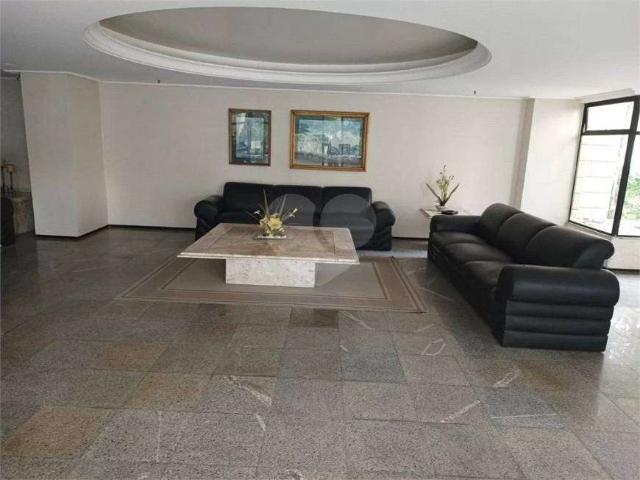 Apartamento para Venda em Fortaleza/CE Meireles 4 Quartos