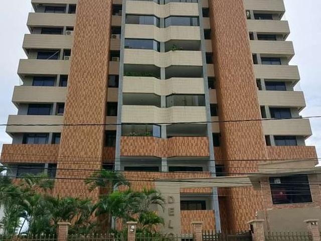 Apartamento para Venda em Fortaleza/CE Guararapes 3 Quartos